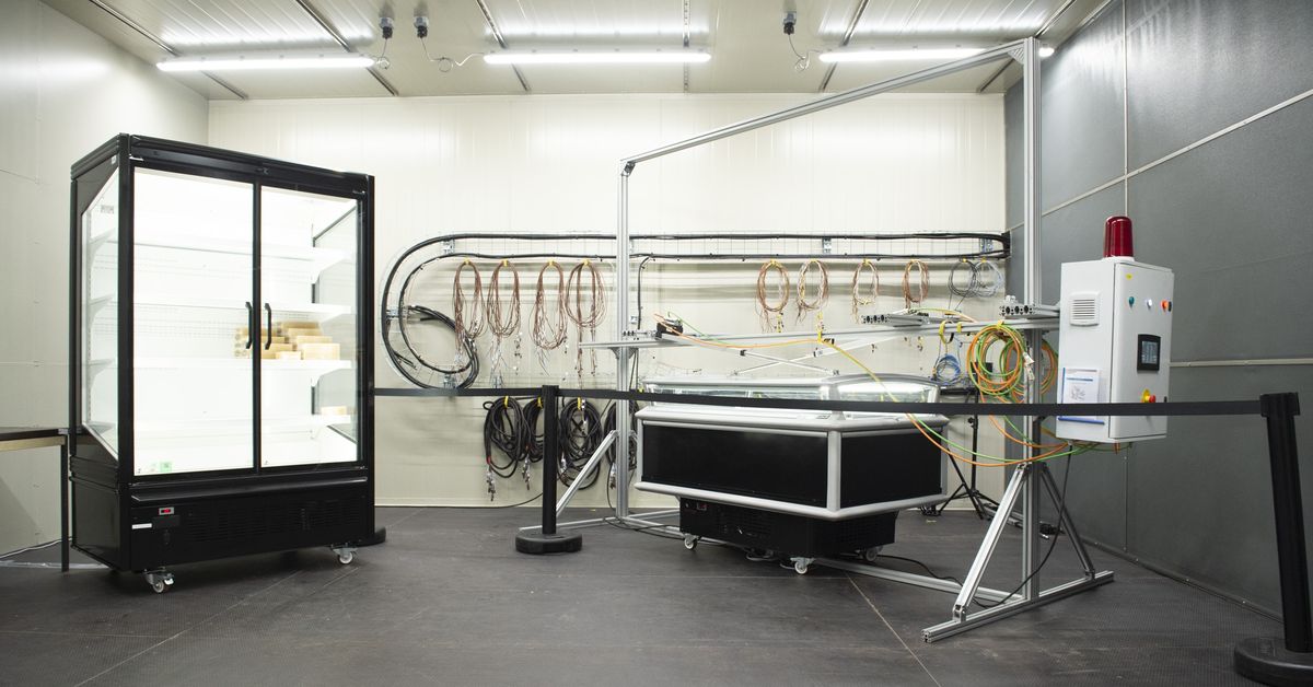 Tecnea Cemafroid teste et certifie tous les types de meubles ...